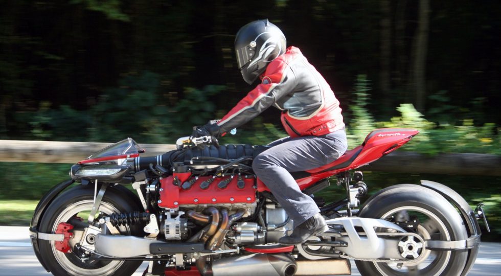 Lazareth LM 847, las fotos de una moto espectacular