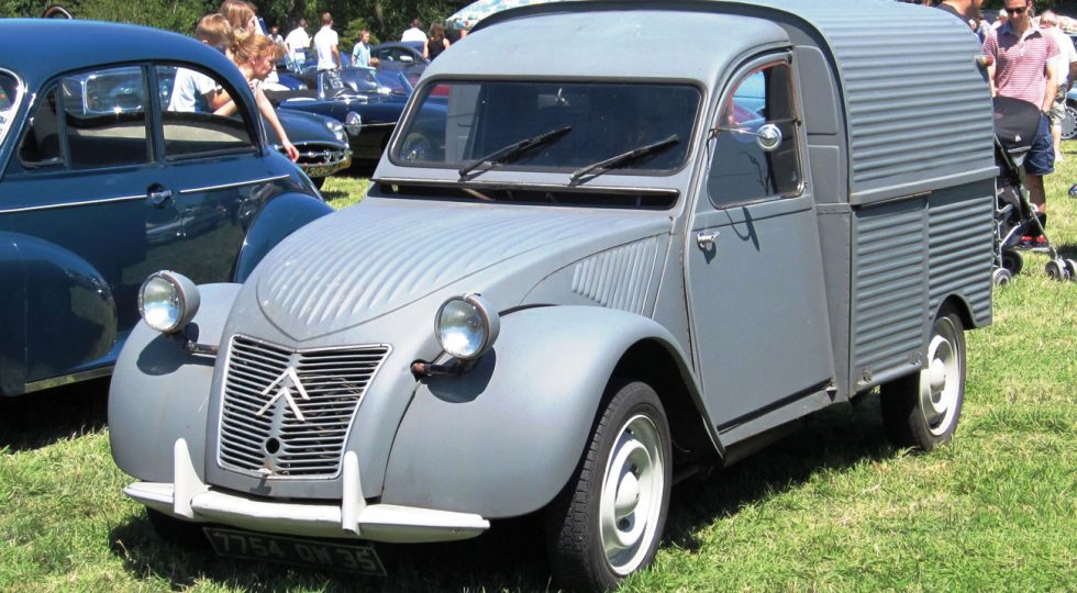 Las mejores imágenes del mítico Citroën 2CV