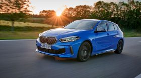 ¿Cuáles son las ruedas motrices de un coche?