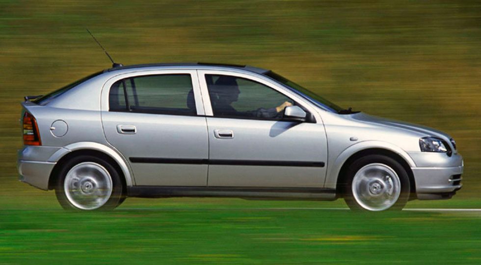 Dos décadas de cambio: los coches que se vendían en 2000 | | El Motor