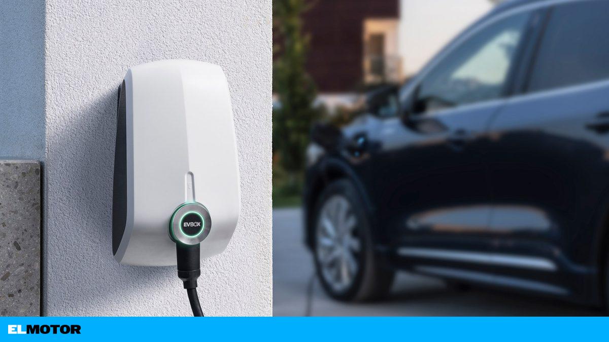 Wallbox: ¿qué es y cuánto cuesta instalar un cargador de coche eléctrico?