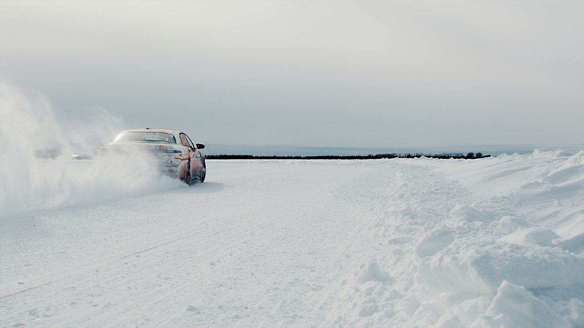 El Lucid Air eléctrico se somete a duros test de invierno