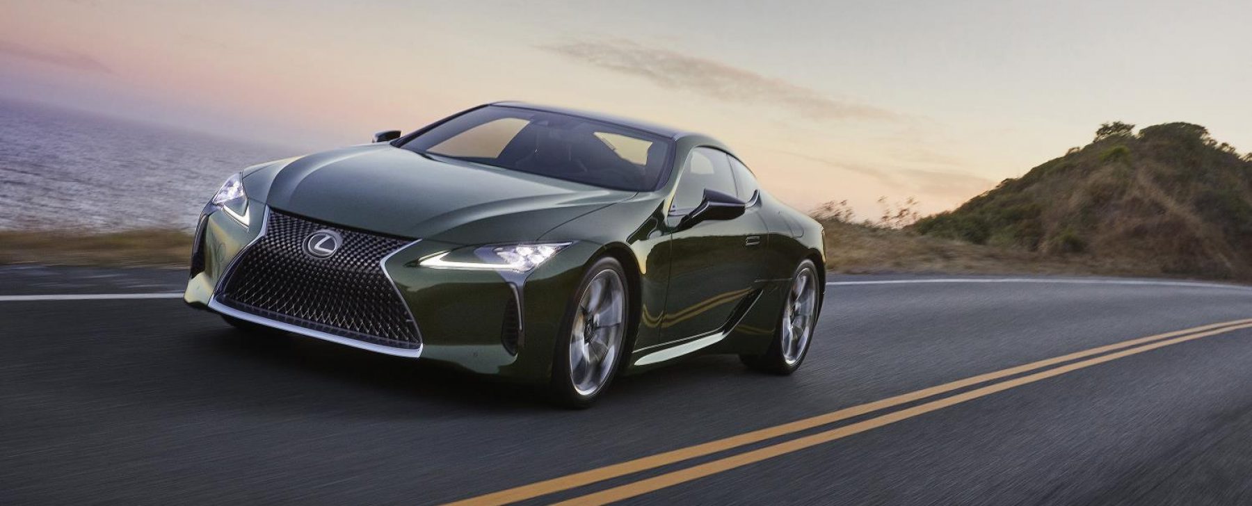 El Lexus LC500h se vuelve más ligero y conectado | Actualidad | Motor ...