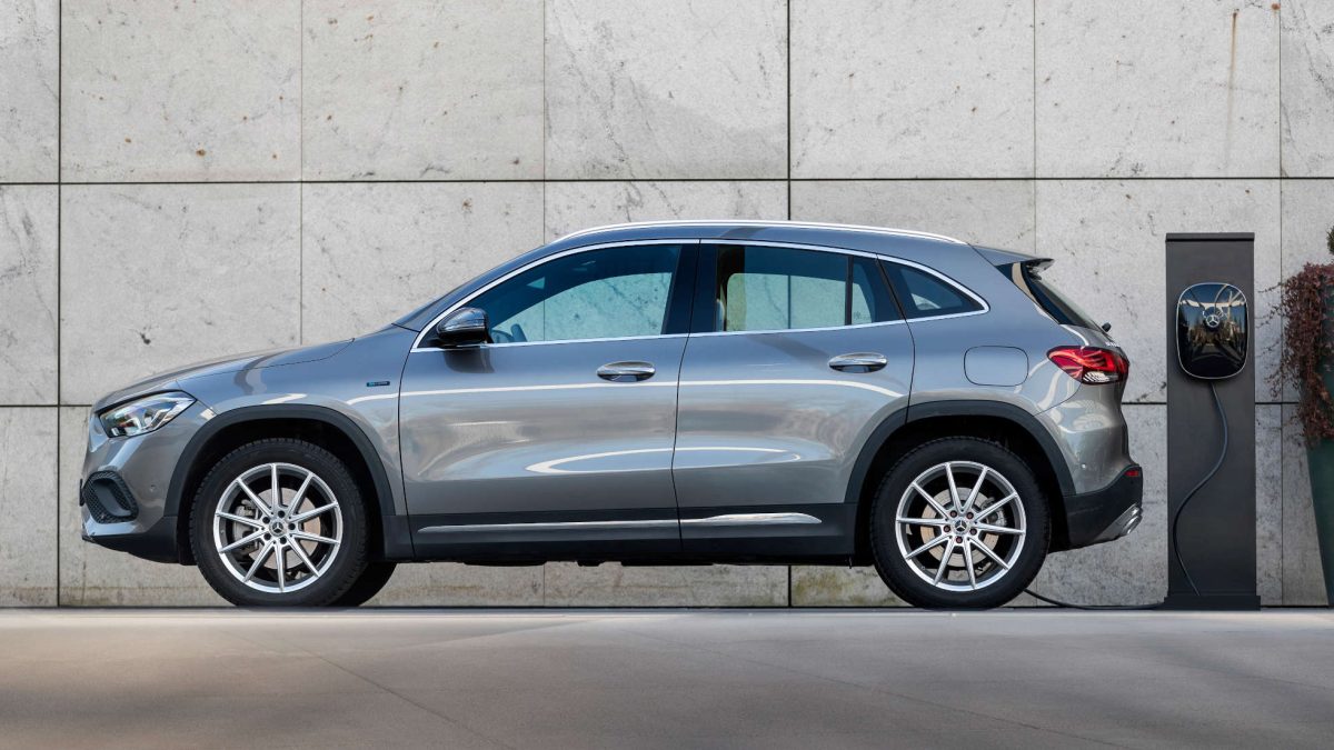 ¿Es un híbrido enchufable el coche que necesitas? | Eléctricos | Motor ...