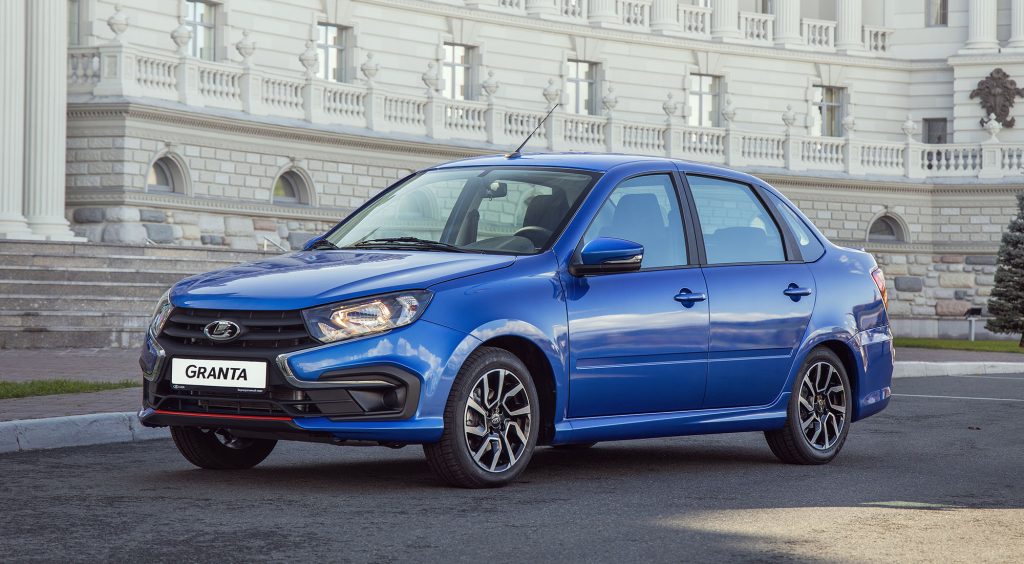 Los coches rusos: una historia de lujo, rudeza y plagios