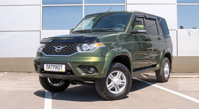 Los coches rusos: una historia de lujo, rudeza y plagios