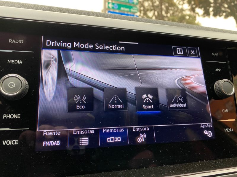 ¿Qué es y cuándo conviene conectar el modo ECO para ahorrar gasolina en ...