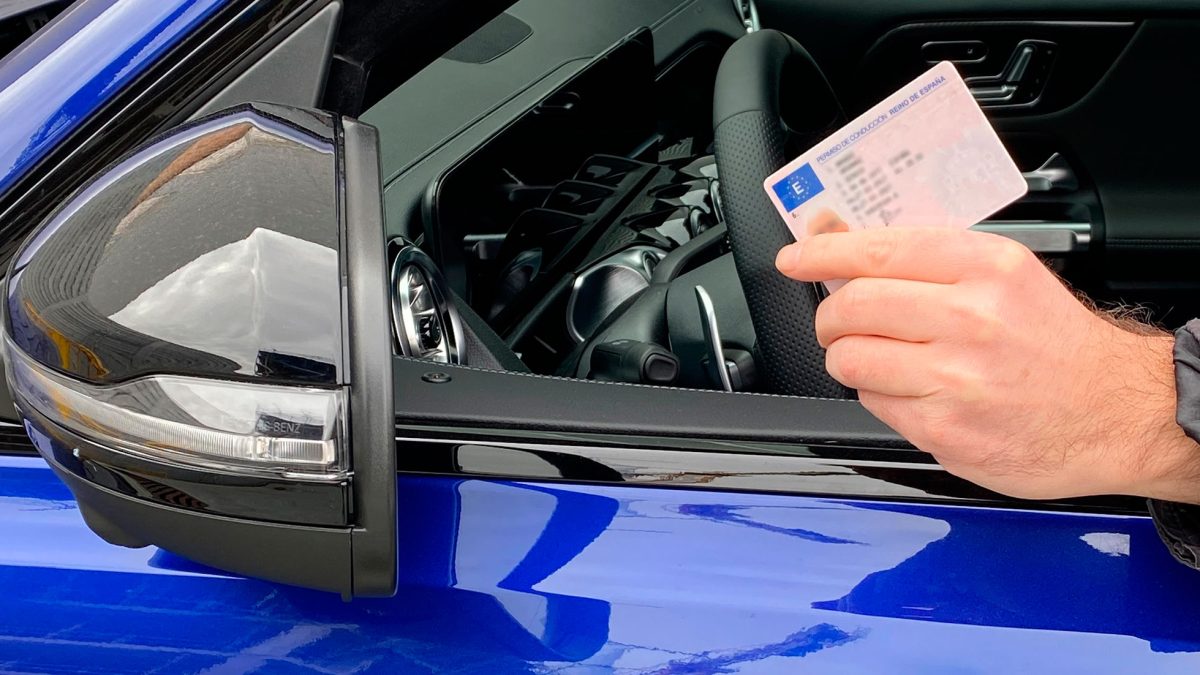 La DGT anuncia el carné de conducir B1 para jóvenes de 16 años