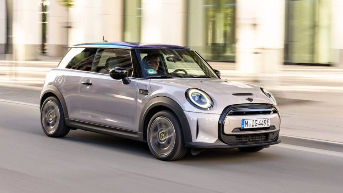 Cuándo se fabricó el primer Mini y por qué nació la marca