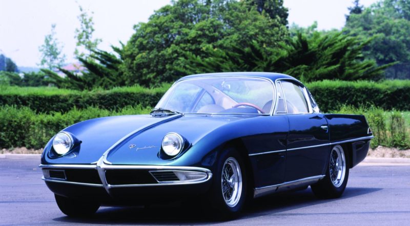 Quién era Lamborghini y por qué su logo es un toro