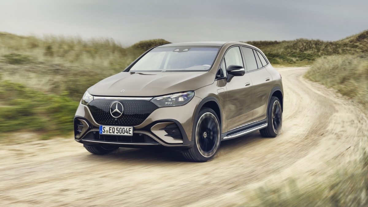 Mercedes presenta el EQE SUV, con hasta 590 kilómetros de autonomía