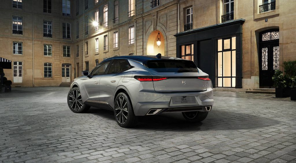 Al volante del DS 4 E-Tense: hibridación de primer nivel desde 44.900 euros