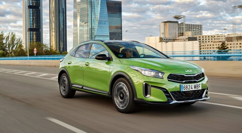 Buen precio y etiqueta Cero: los cinco híbridos enchufables más baratos