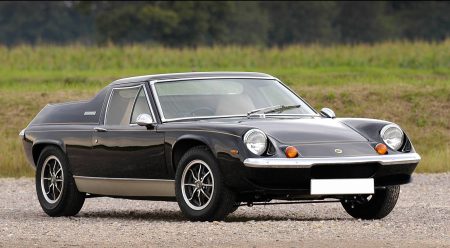 ¿Dónde se fabrican los Lotus y por qué la marca se llama así?