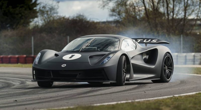 ¿Dónde se fabrican los Lotus y por qué la marca se llama así?