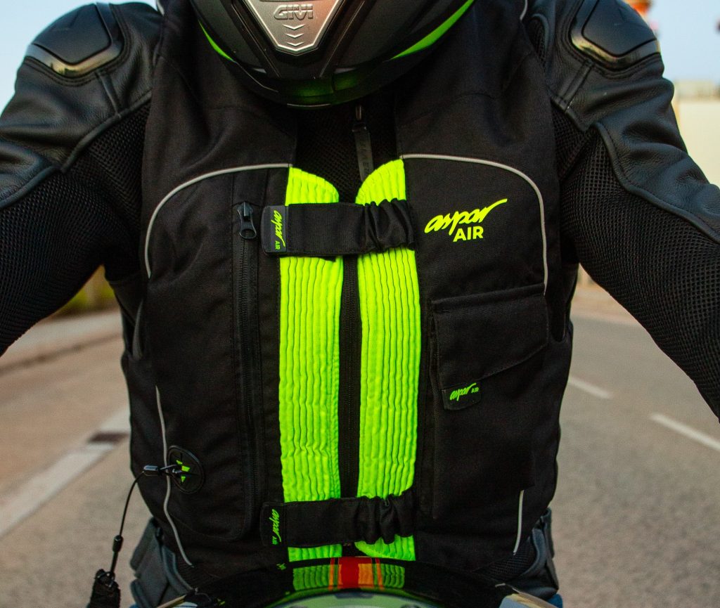 El airbag de moto español a precio asequible