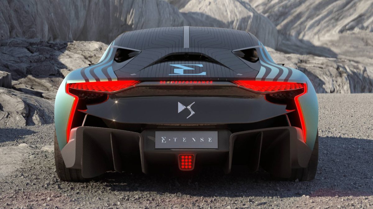 El misterioso origen de DS y por qué su símbolo se inspira en el tiburón