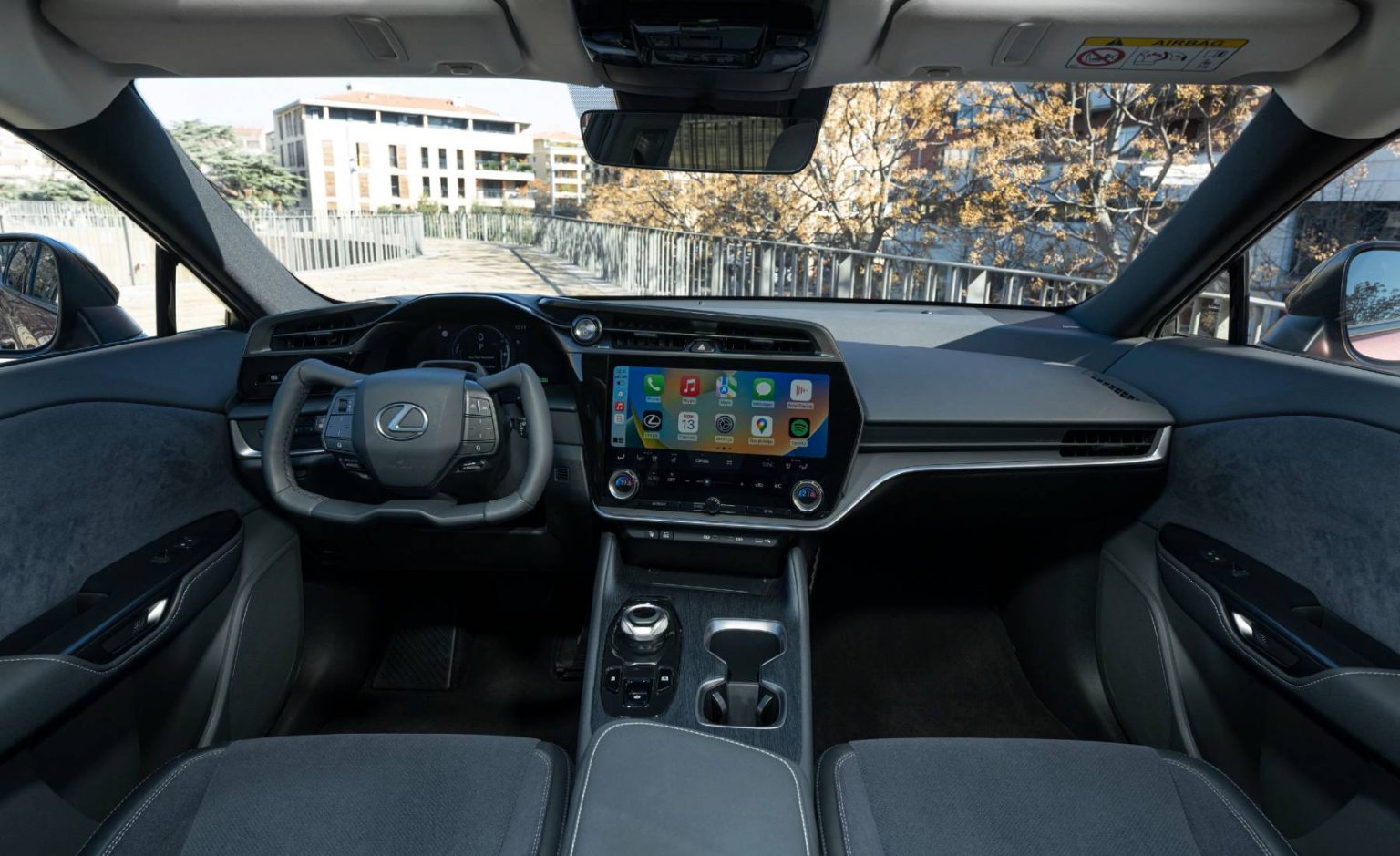 Lexus RZ 450e, algo más que un SUV eléctrico