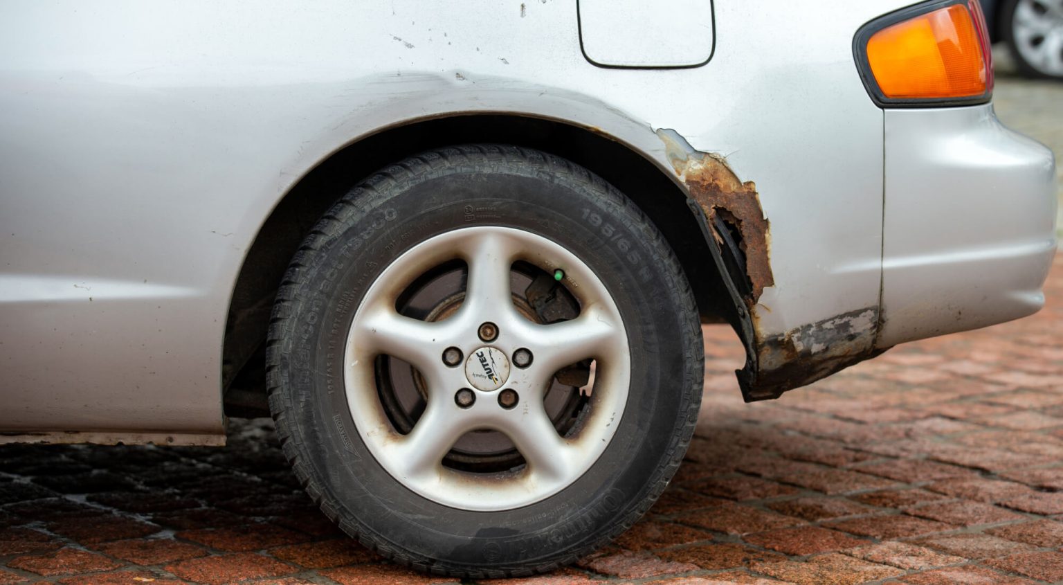 Óxido: ¿qué pasa cuando aparece en el coche y cómo se puede quitar?