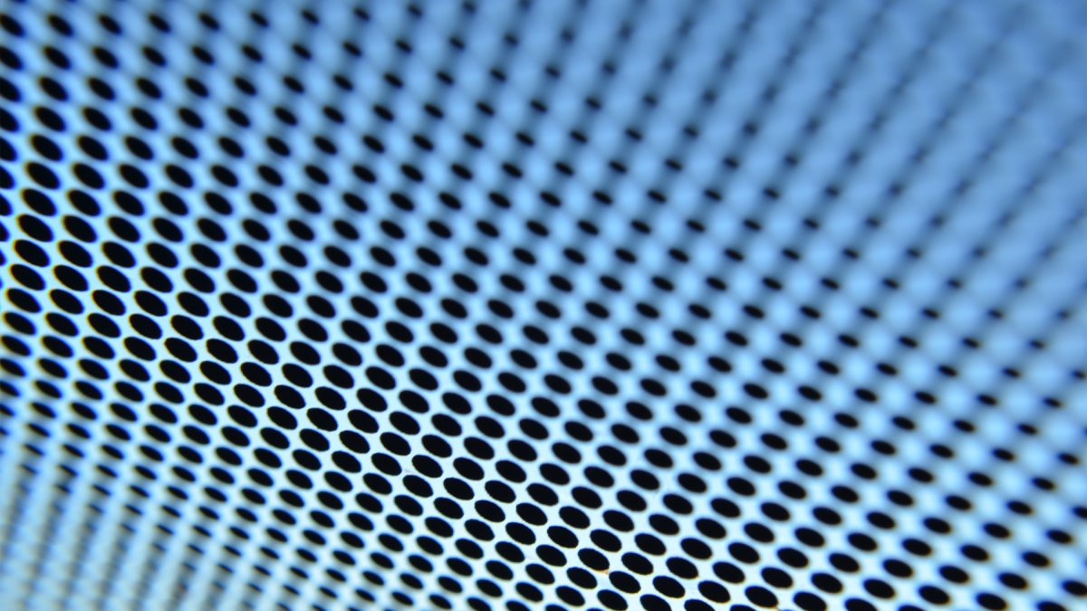 ¿Qué es la ‘frit band’ de un coche y para qué sirve?