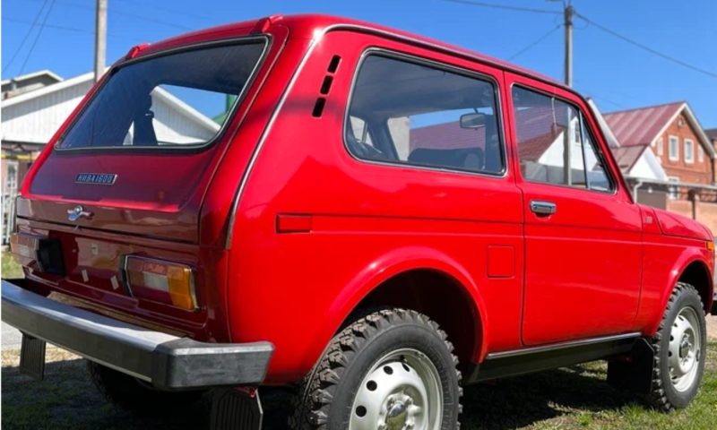 Qué tiene este Lada Niva para costar casi lo mismo que un Lamborghini ...