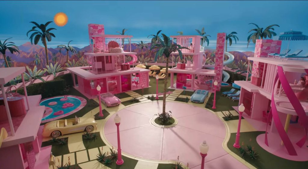 Este es el icónico descapotable que se está aprovechado del éxito de Barbie