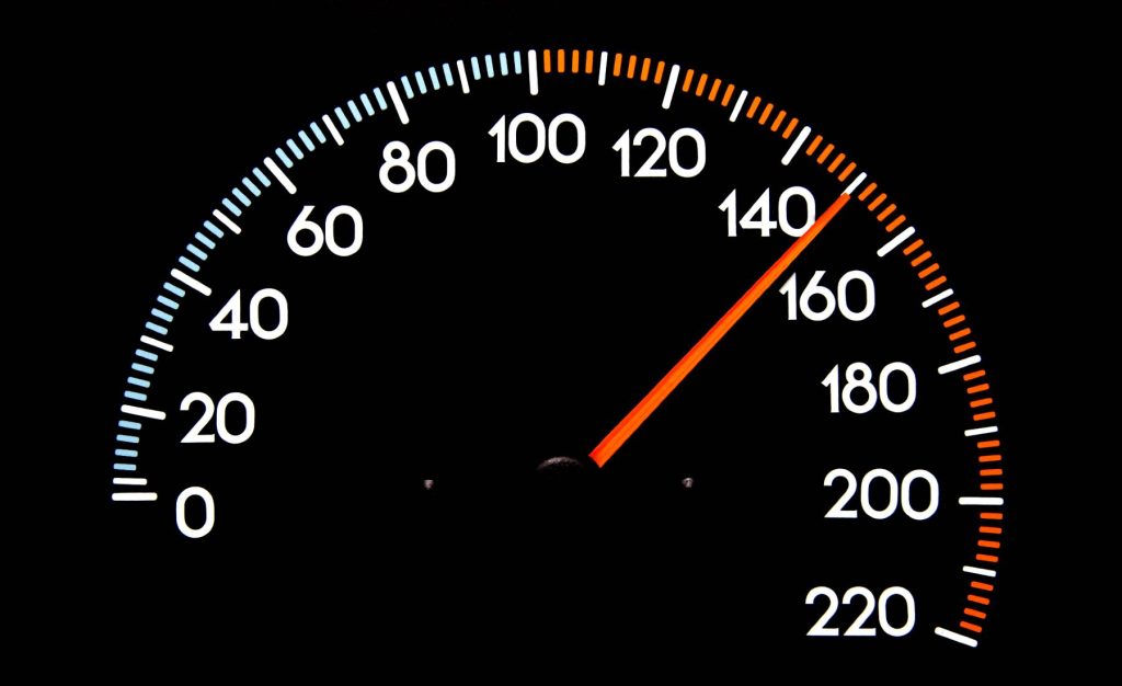 La idea que la DGT ya maneja: a 150 km/h en las autopistas