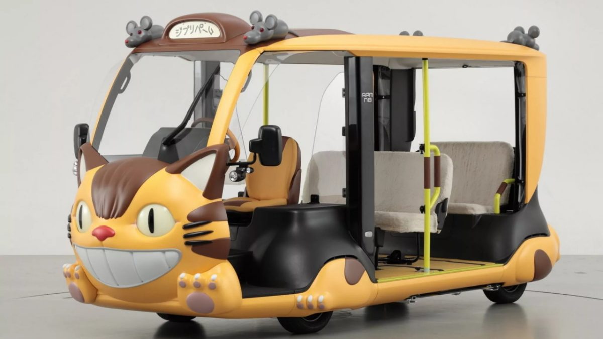 Toyota hace real el Catbus, el autobús de 'Mi vecino Totoro'