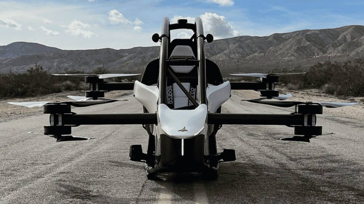 El primer 'coche' volador surca los cielos italianos