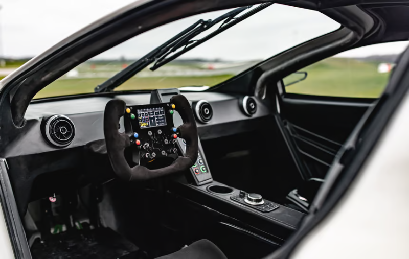 RR01: el deportivo que se monta en casa y no es una maqueta