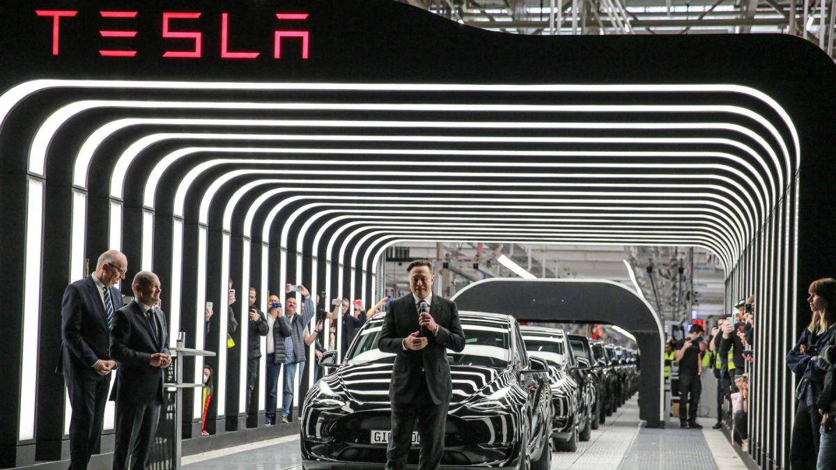 Por qué puede salir caro a los conductores el conflicto entre EE UU ...