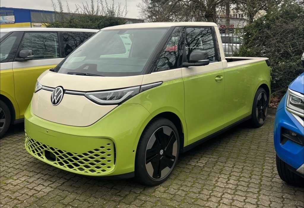 Un Volkswagen ID. Buzz transformado en 'pick-up': uno de los proyectos más originales de la ...