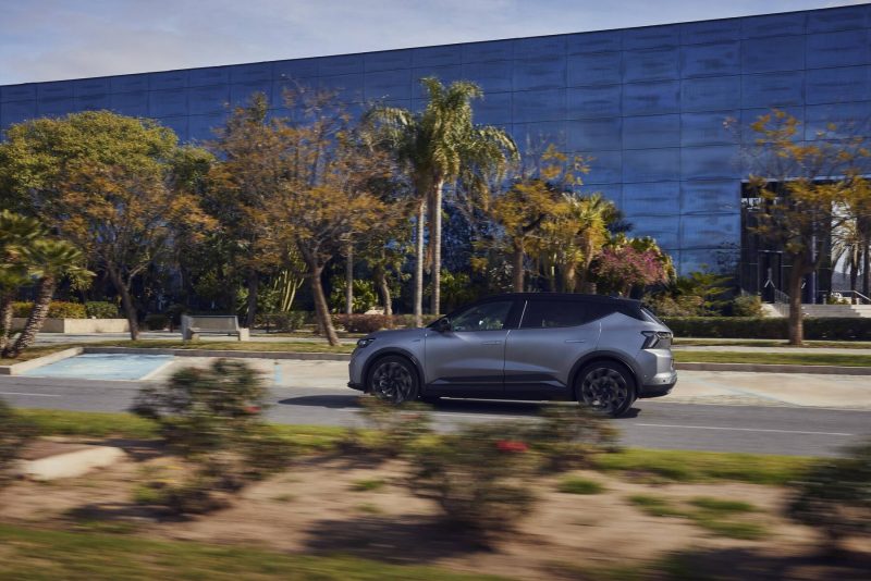 Renault Scenic E-Tech: muchas luces y alguna que otra sombra