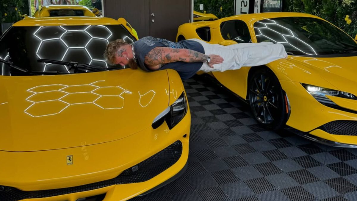 Una envidiable colección de coches: la otra batalla que Jake Paul ha ...