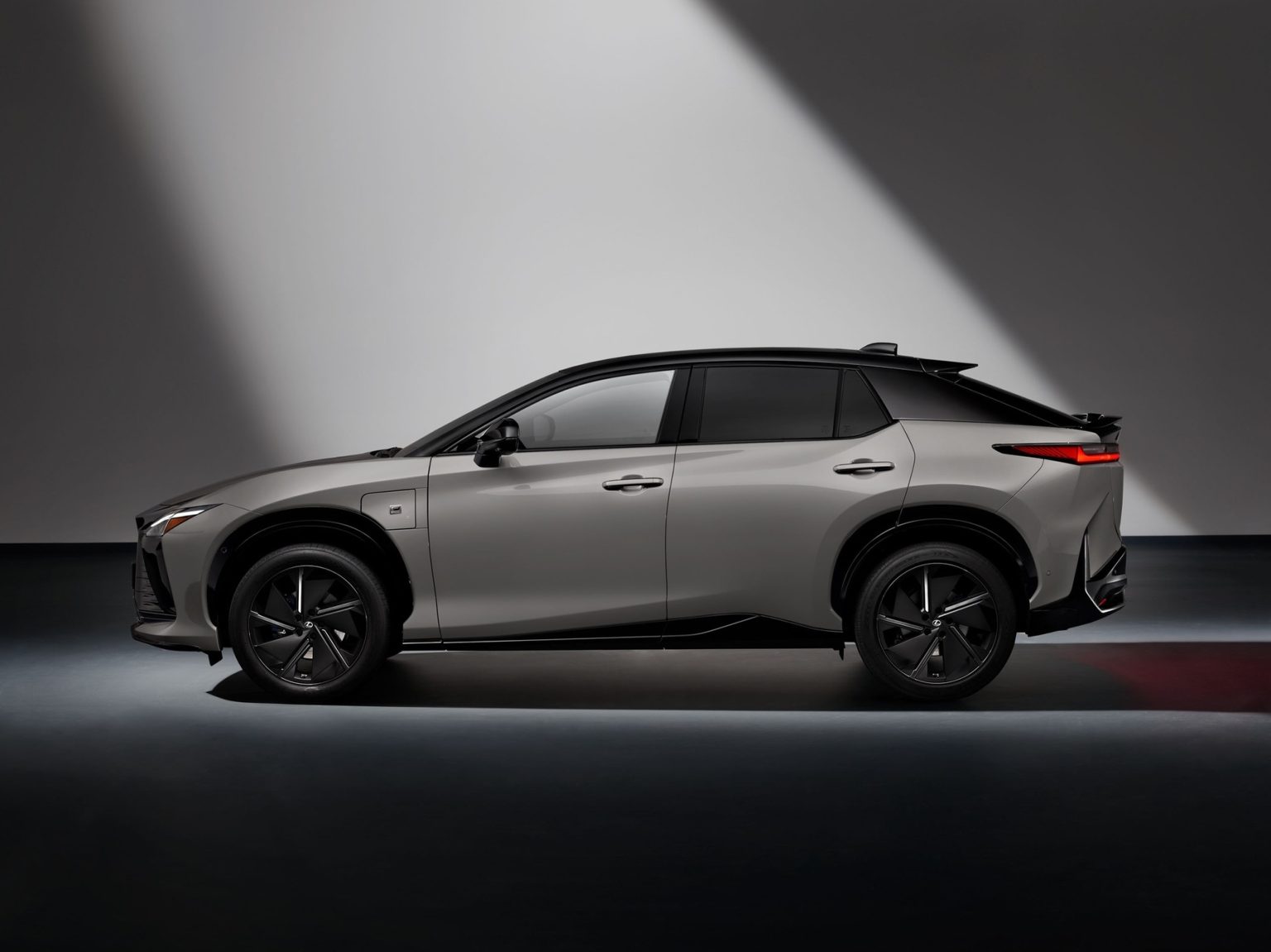 Llega una nueva generación del Lexus RZ con una tecnología de ciencia ...