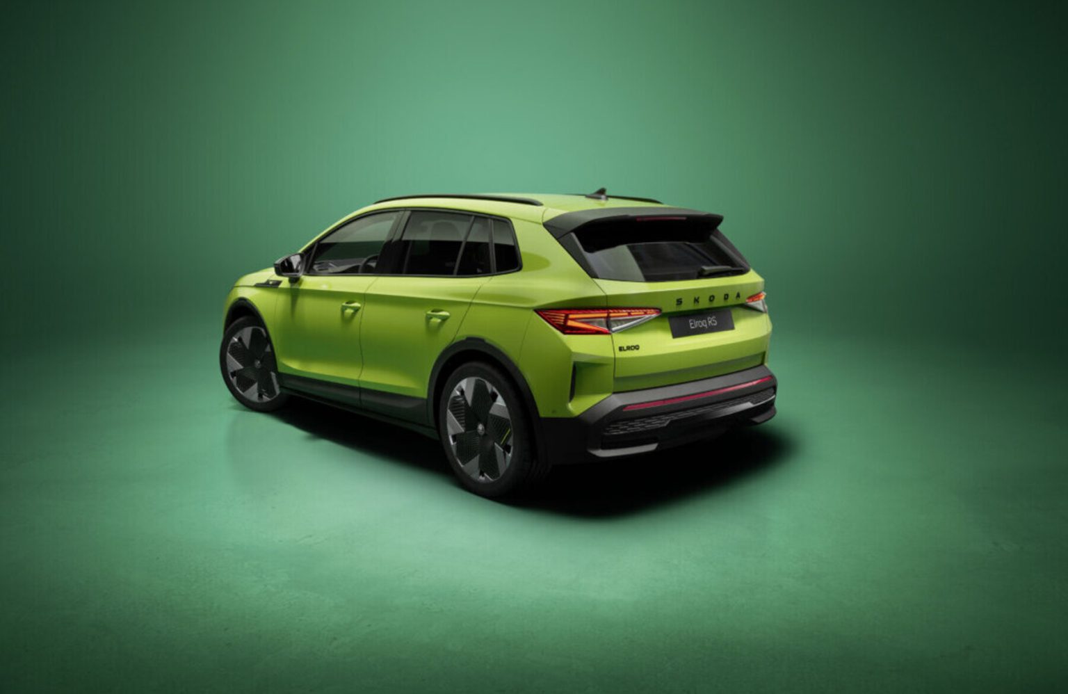 El nuevo Elroq RS, con más de 300 CV, lleva a Skoda a la Semana del ...