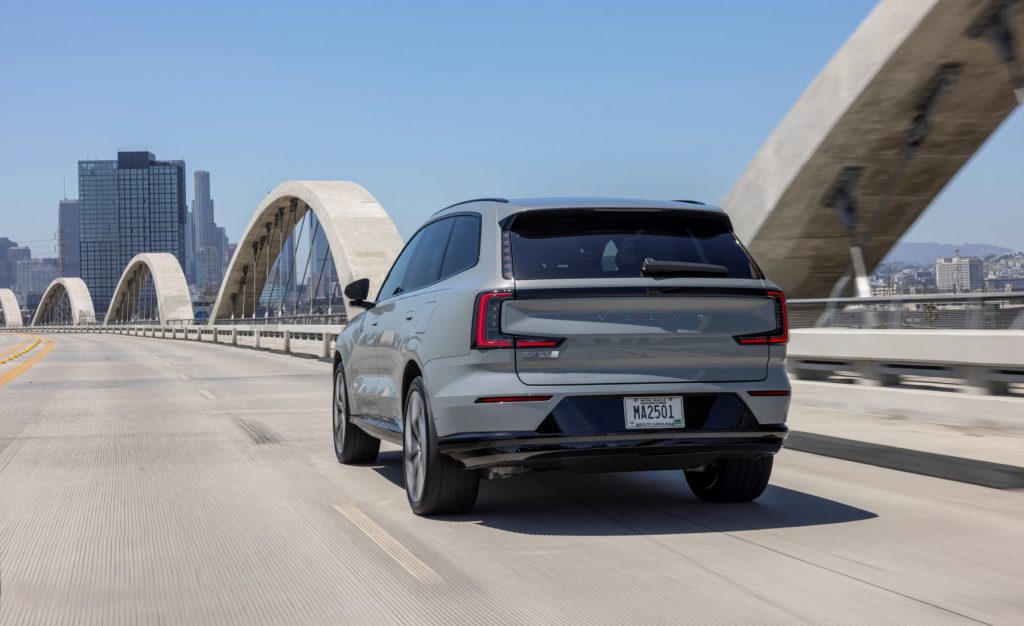 Volvo EX90: la revolución silenciosa de los 800 voltios que cambia el futuro eléctrico