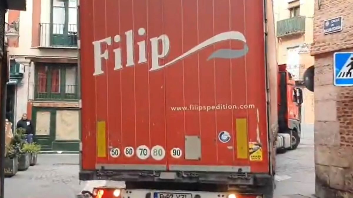 Un conductor se fía del GPS y lo lleva directo al caos: tres horas ...