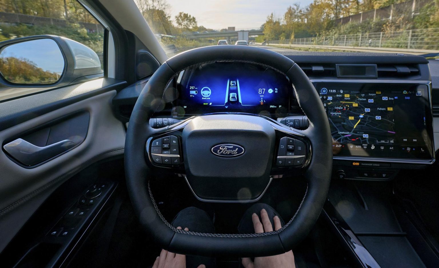 Ford amplía su sistema BlueCruise: la conducción sin manos llega a más ...