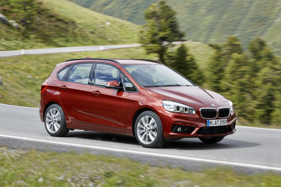 BMW se reinventa en un monovolumen